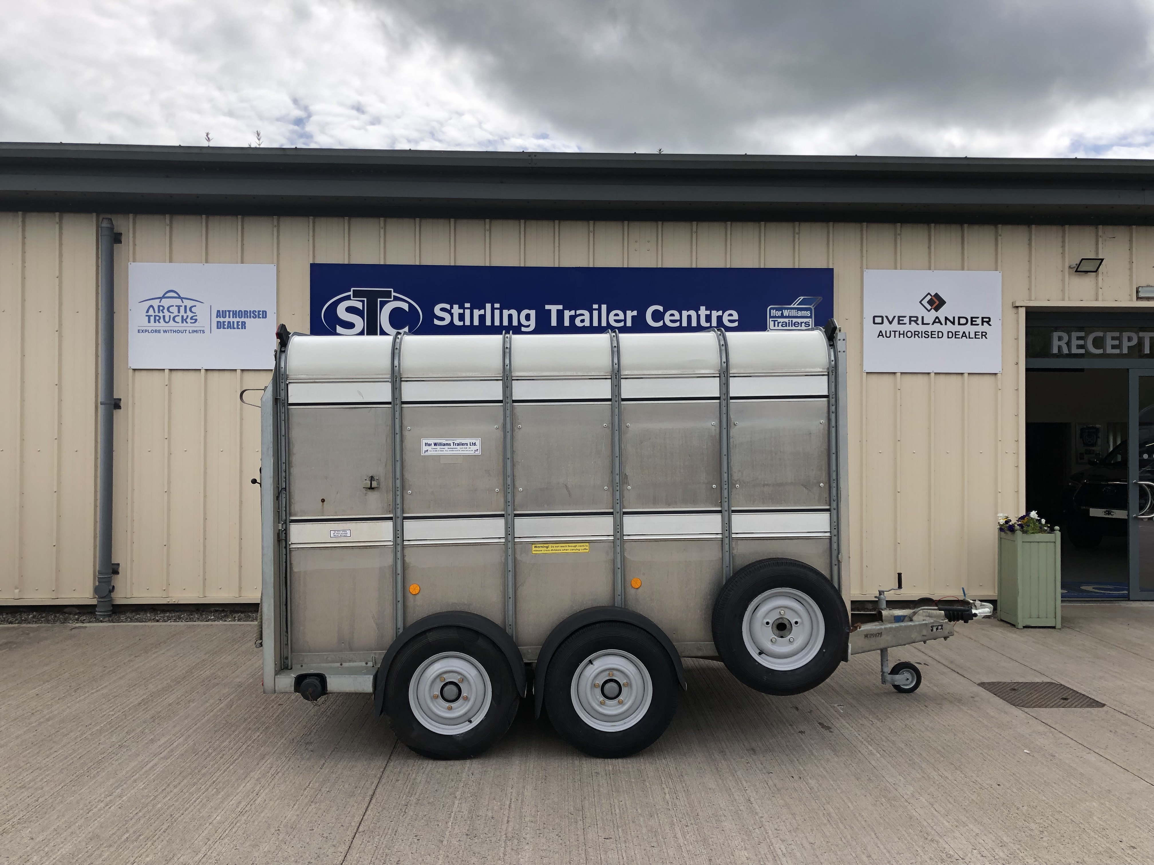 Livestock Trailer - TA510 - Ifor Williams Livestock Trailers - Ifor ...
