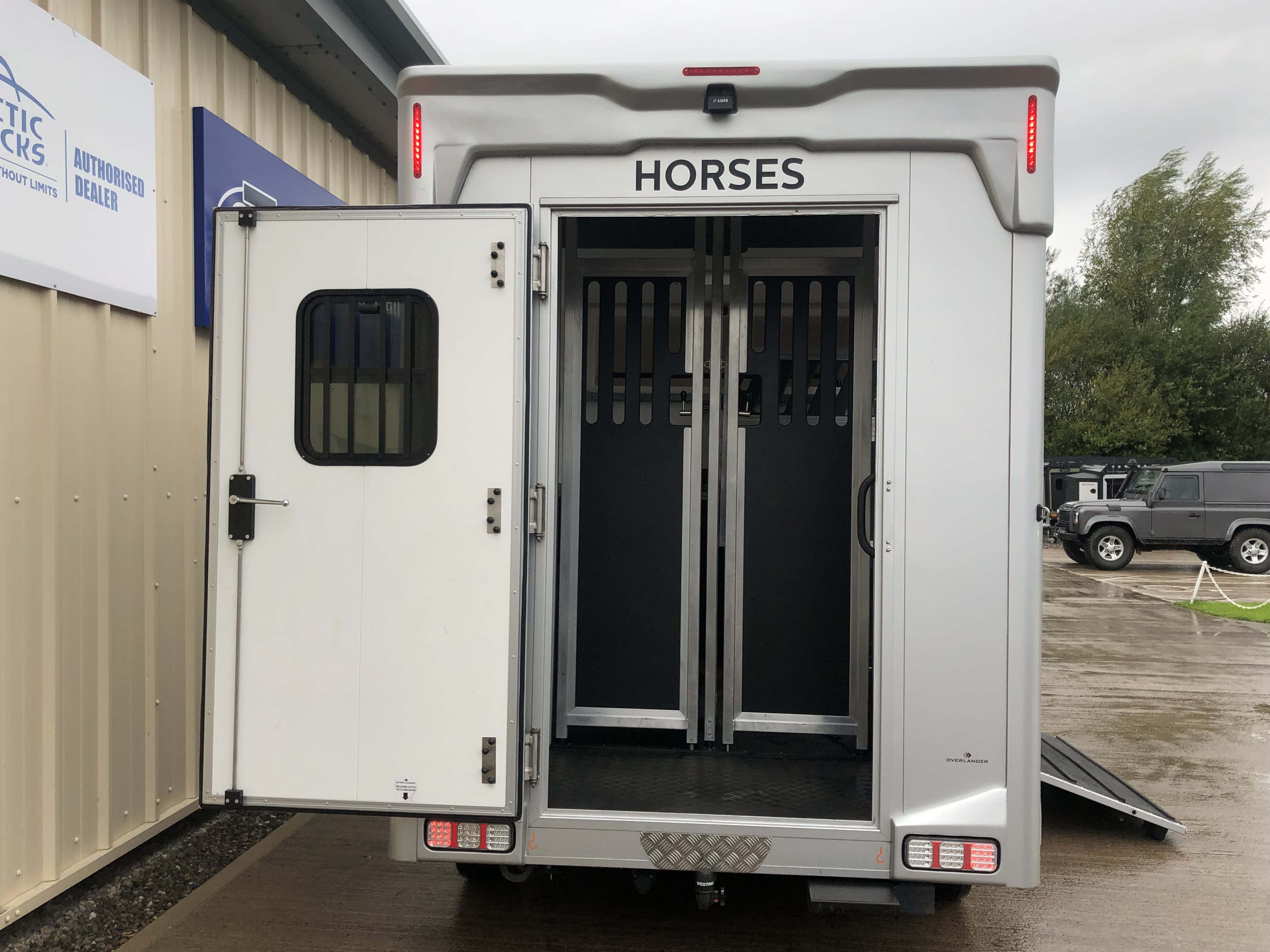 R160 - Overlander R240's - Overlander Horse Boxes - Overlander
